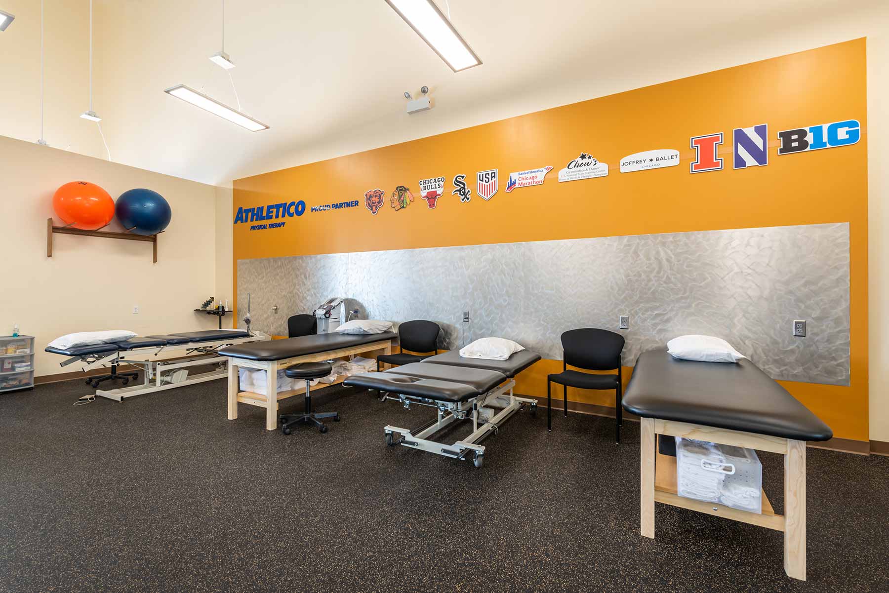 Athletico Midtown - Interwork Architects